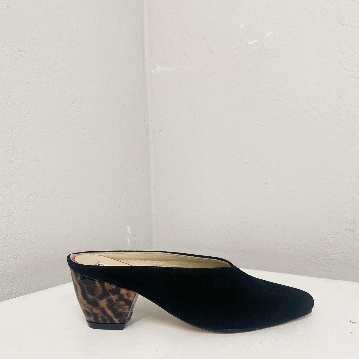 Margot Negro Leo – Camille