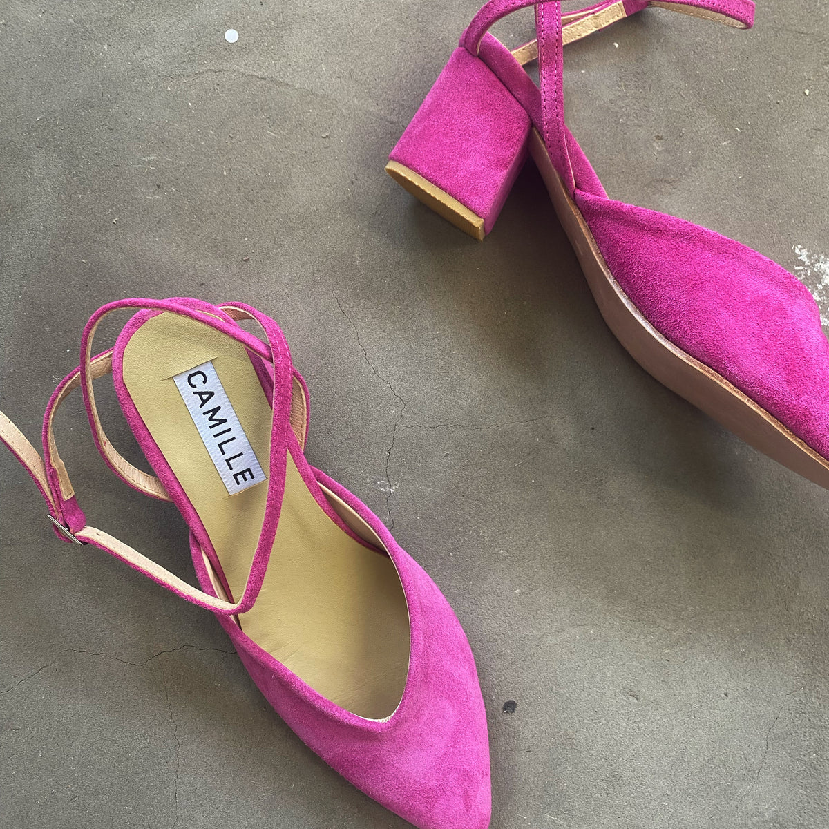 Simone Fiesta Fucsia – Camille